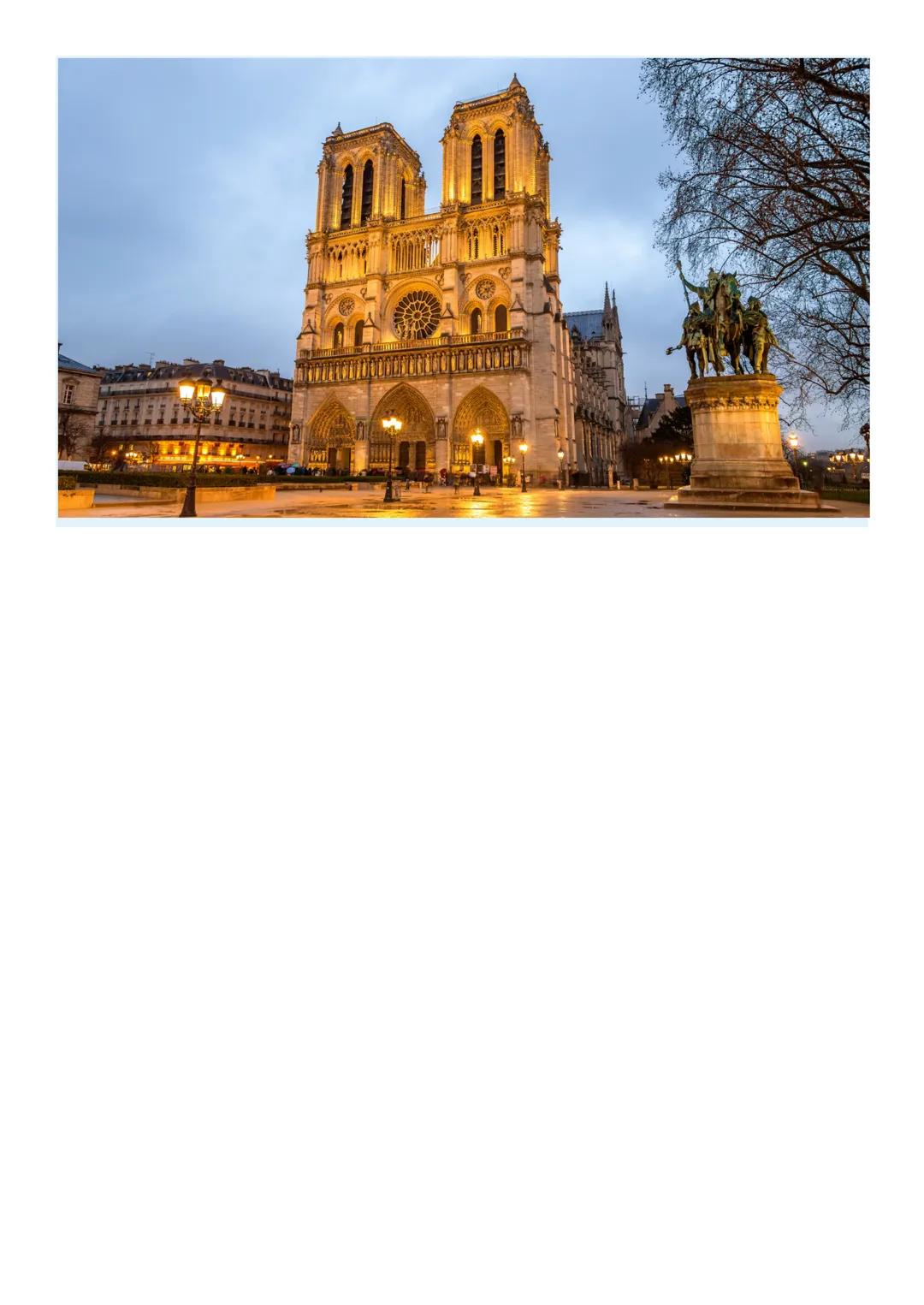 Découvre Notre-Dame de Paris : Analyse Linéaire et Commentaires de ...